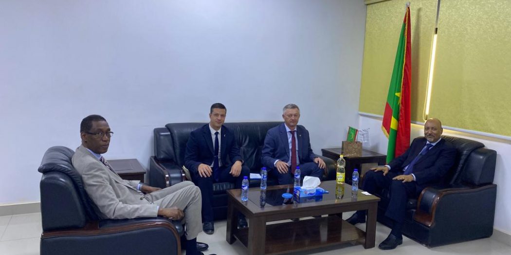 Le président de la Chambre reçoit le chargé d’affaires de l’ambassade ...